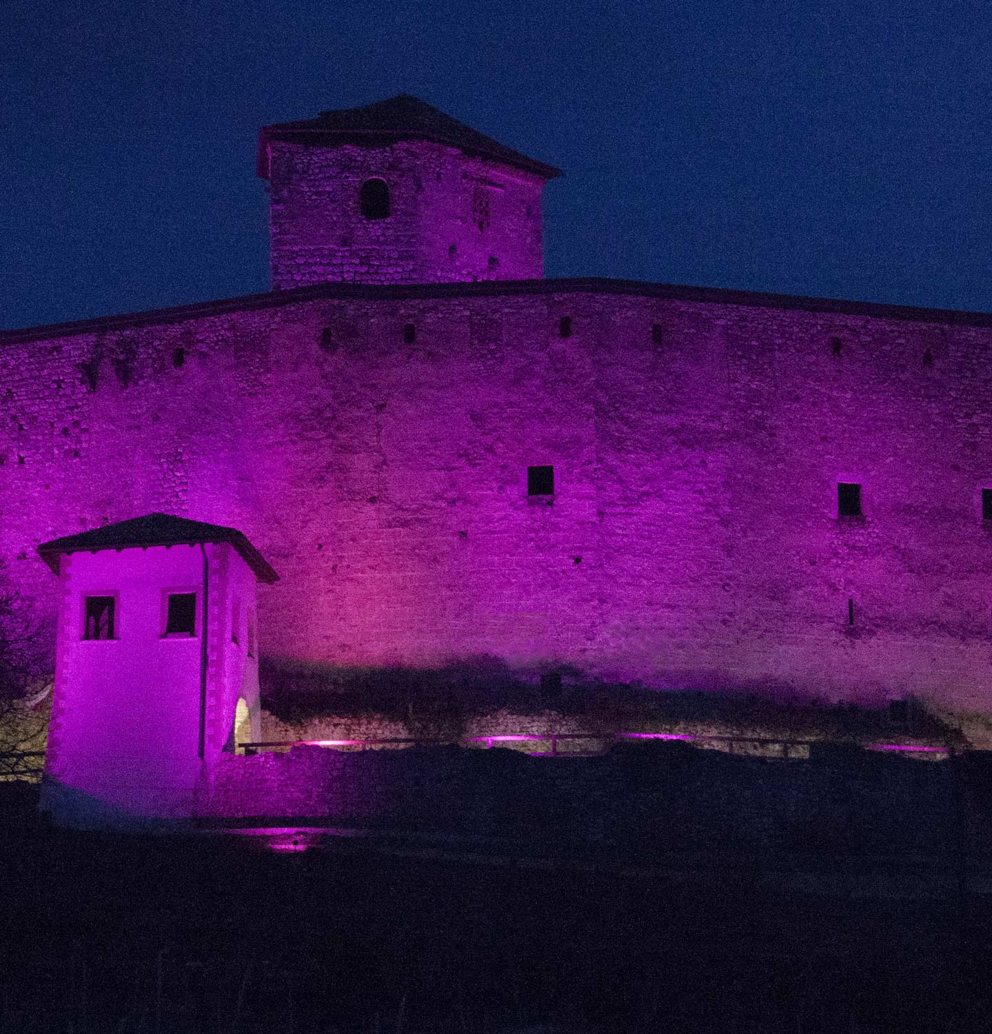 illuminazione-led-rgb-castel-belasi3 - Brillamenti