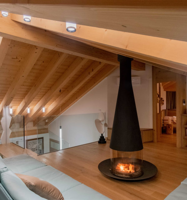 Tubular ceiling cylinder ideal to illuminate exposed beams ceilings ...