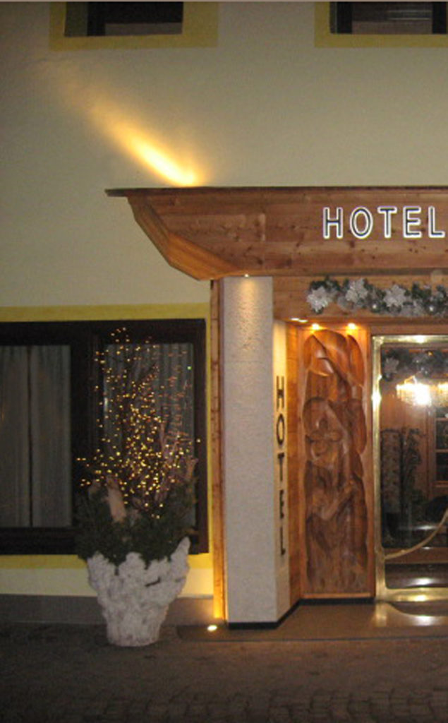 Come illuminare una colonna? Brillamenti® Officina della Luce